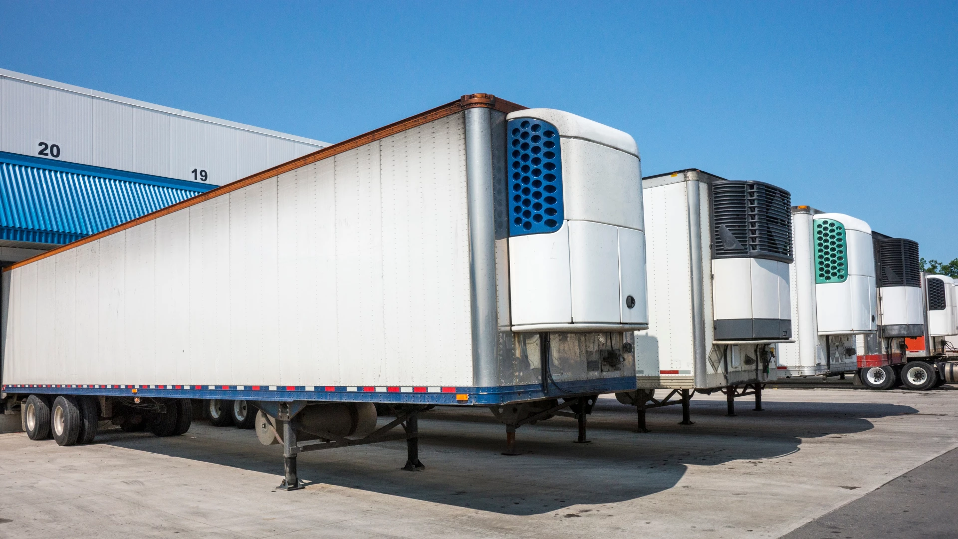 Pros and Cons of Refrigerated LTL